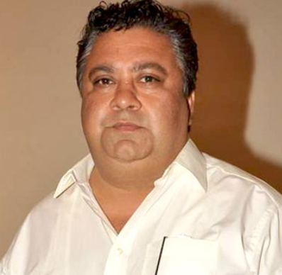 Manoj Pahwa Bio, Career, Family, Movies and Inspiring Journey