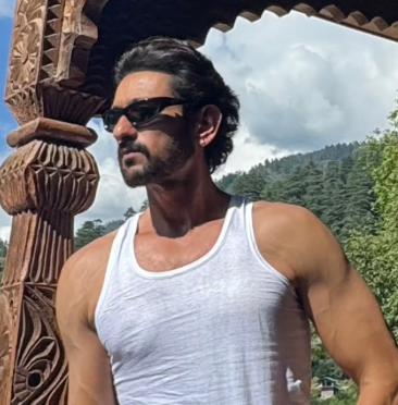 Shaad Randhawa Bio, Family, Career, Movies, TV Shows and More