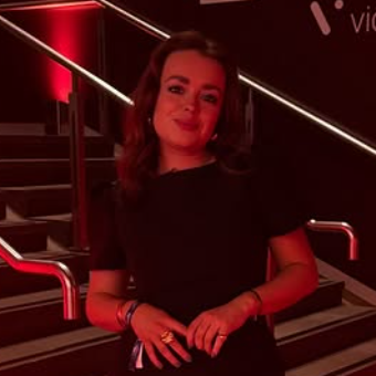 Izzy Hammond’s Viral Crash: Influencer Racing Controversy