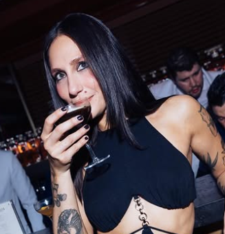 The Secret Behind Tefi Pessoa’s Popularity: TikTok Rise Explained