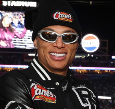 Chase DeMoor Takes Over Influencer Boxing Headlines